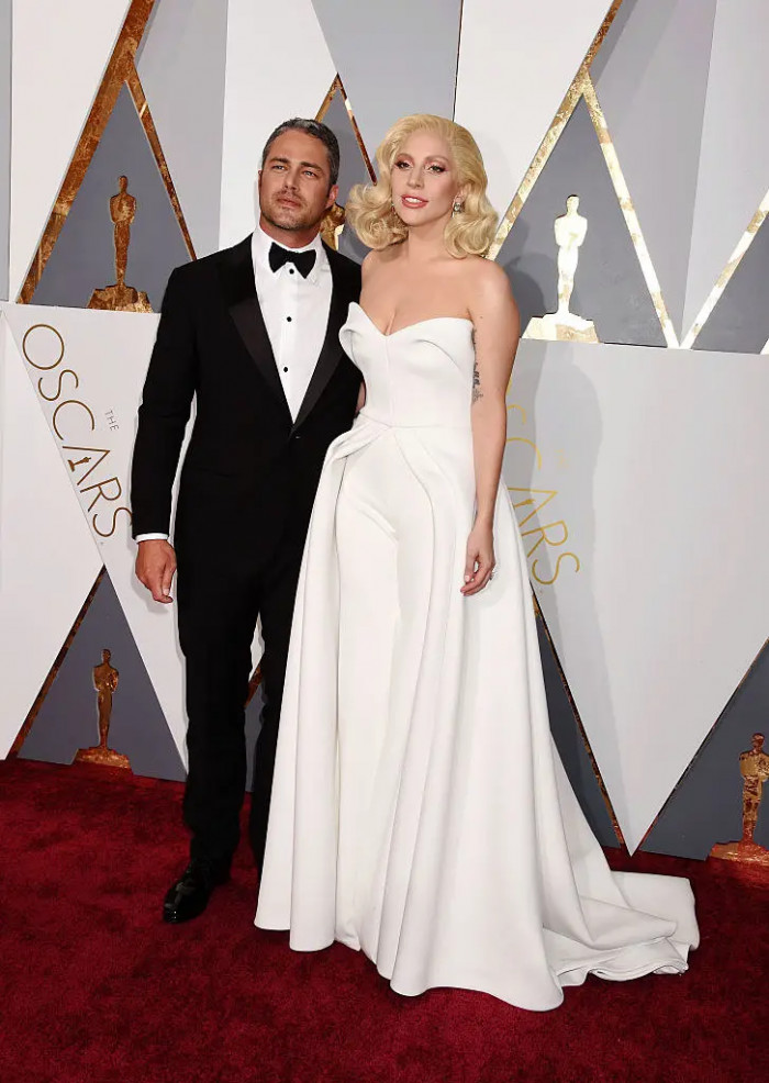 26 Celebrity Couples Who Got Engaged But Surprisingly Split Up Prior To